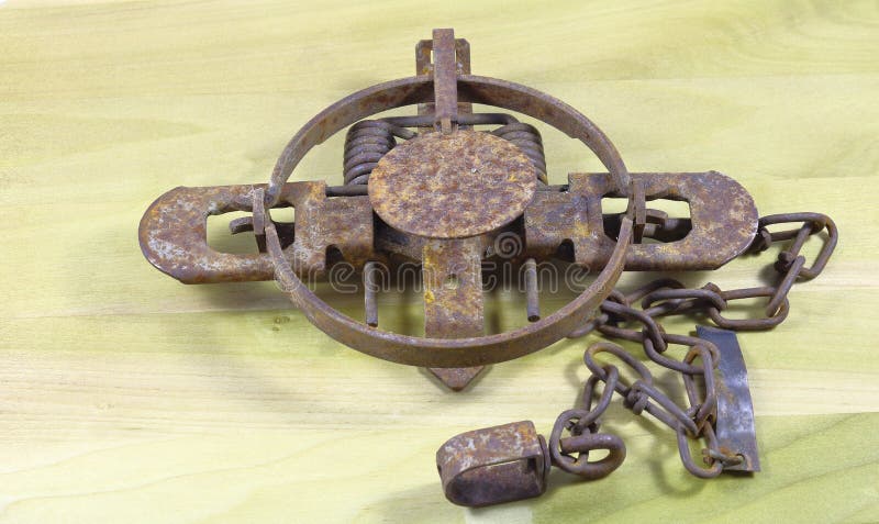 Antique Leg Hold Traps