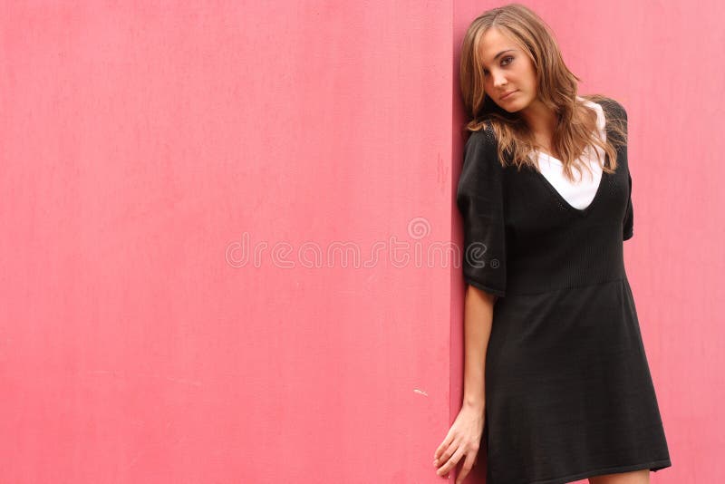 Coin rouge photo stock. Image du femelle, élégant, rouge - 11762316