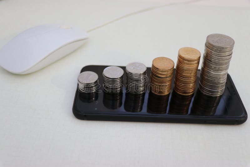 The Coins on the Mobile Phone are Increasing, and the Market Share of ...