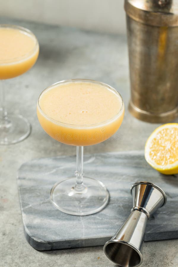 Cold Boozy Refreshing Whiskey Daisy Cocktail Stock Image - Image of ...