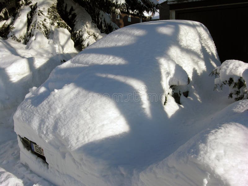 Cold Car Picture. Image: 7730535