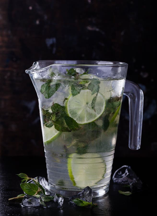 Ice cold fresh lemonade stock image. Image of fruity, tasty - 6744283