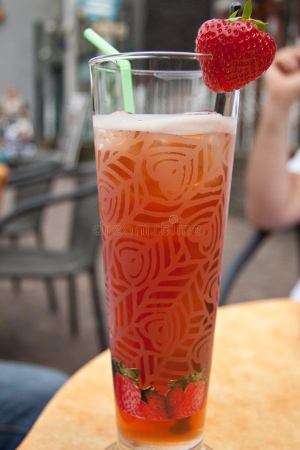 Cold ice tea stock image. Image of straw, drink, sitting - 14718277