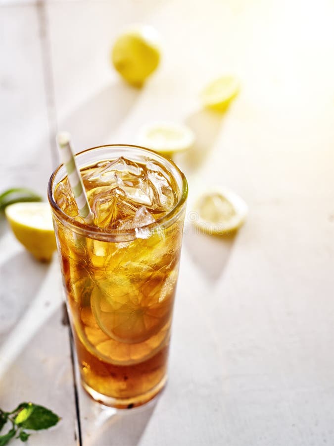 Cold iced tea stock image. Image of sliced, lemons, reflection - 33367081
