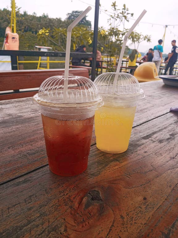 Cold Lemon Tea is Fresh Drinks Stock Photo - Image of lemon, drinks ...