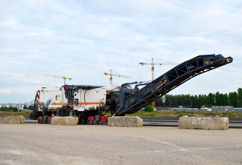 Cold Milling Machines are Used for the Quick, Highly Efficient Removal ...