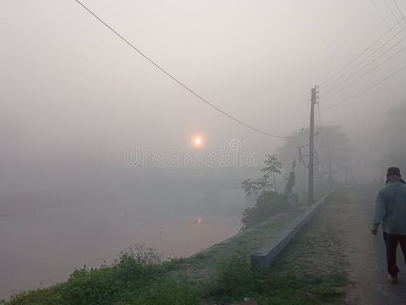 Cold morning and sun rise stock image. Image of light - 183468201