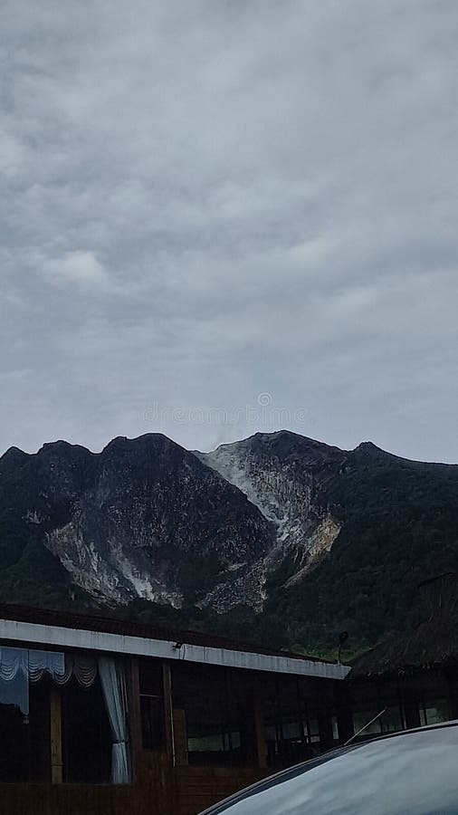 Cold Mountain Weather. and the View of Looking at the Mountain is ...