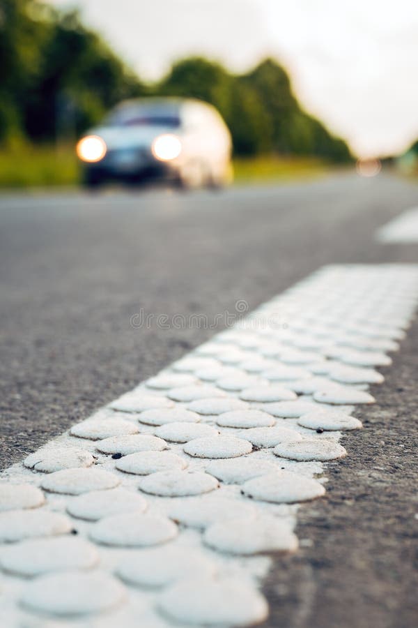 Cold Plastic Structured Stripes with Dot Pattern for Road Surface ...