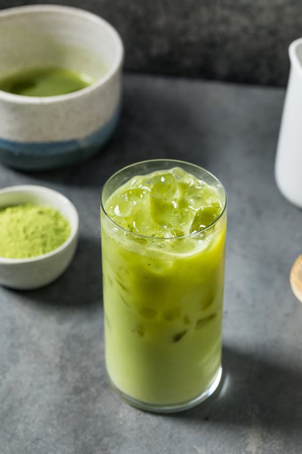 Hot Japanese Matcha Green Tea Latte in Orange Cup Isolated on ...