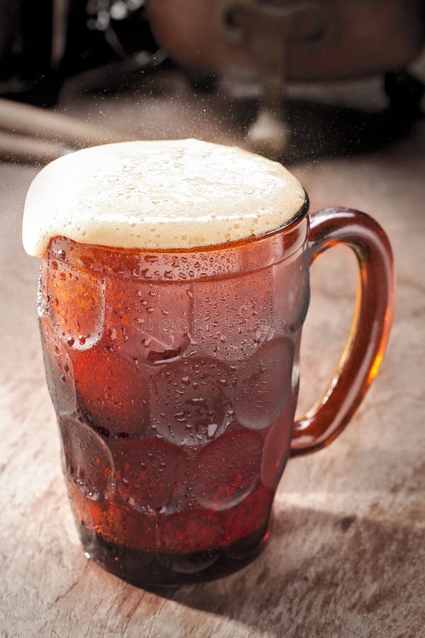 Cold Root Beer stock image. Image of glass, float, root - 43884967