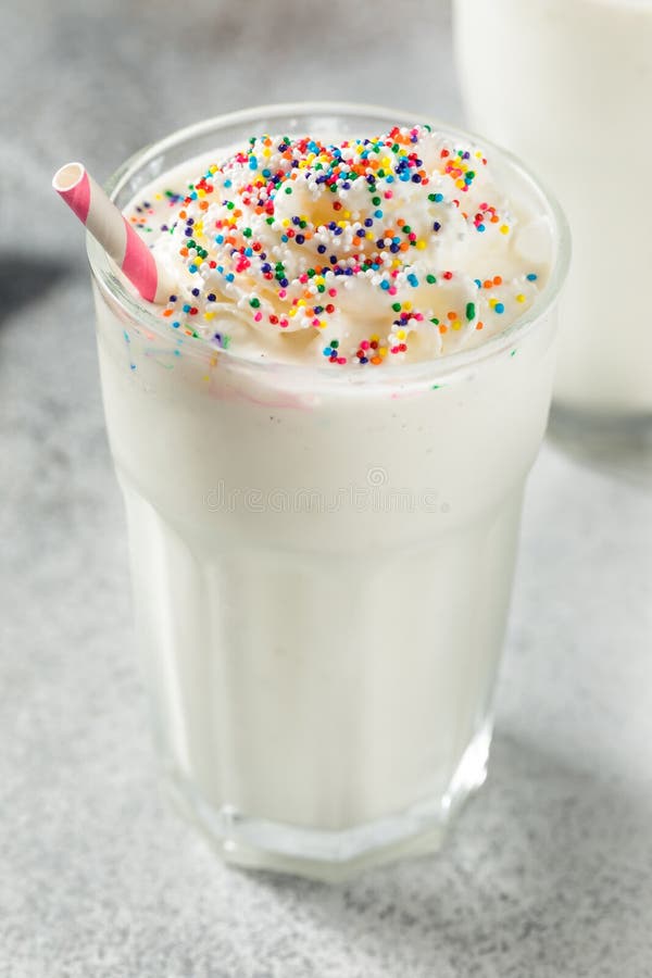 Cold Sweet Vanilla Milk Shake Stock Image - Image of yogurt, dessert ...