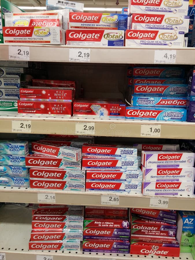 Colgate zdjęcie stock editorial. Obraz złożonej z colgate - 18150473