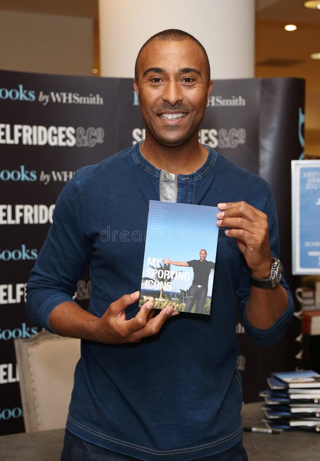 Colin Jackson Jacksons redaktionell arkivfoto. Bild av jacksons - 34740098