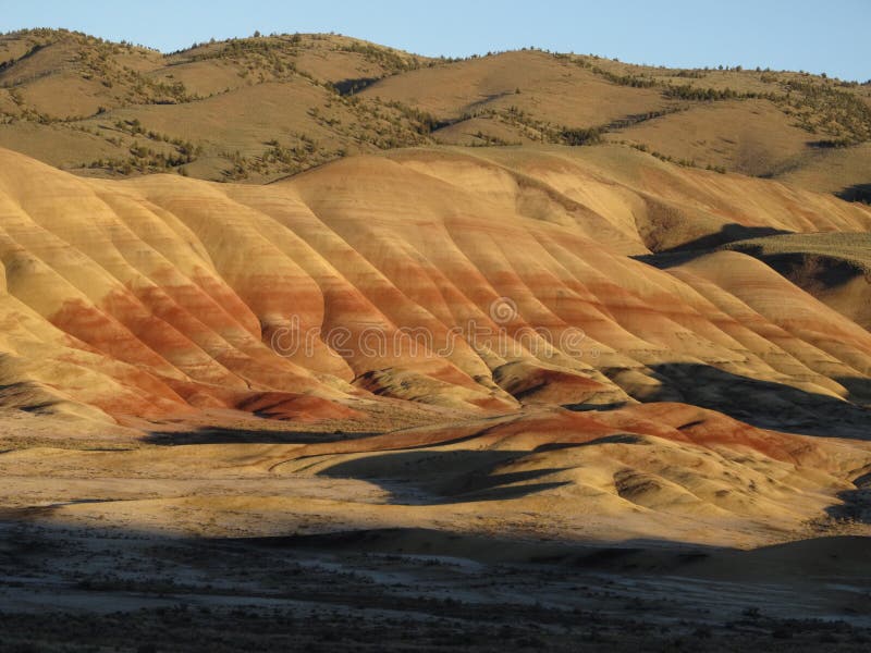 Colinas Pintadas Coloridas Y Capas De Suelo, Oregon Imagen de archivo ...