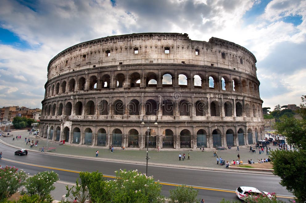 Coliseum Rome editorial image. Image of building, coliseum - 19602110