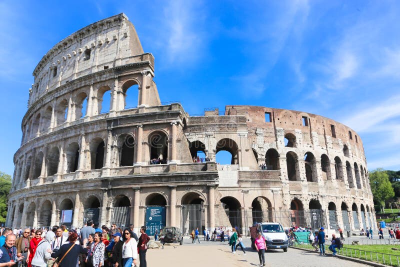 Coliseum Rome editorial stock image. Image of crowd, beautiful - 56698134