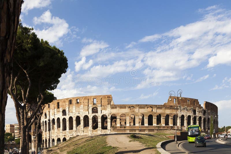 Wide View Of ColiSeum In Rome Picture. Image: 98536853