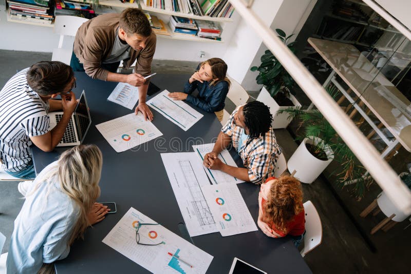 Collaborative Process of Multicultural Skilled People during ...