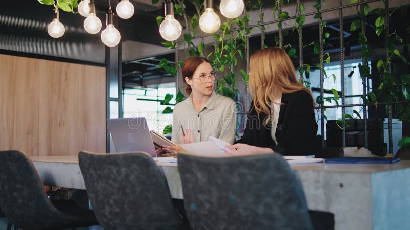 Collaborative Work Sessions in Modern Offices are Essential for ...