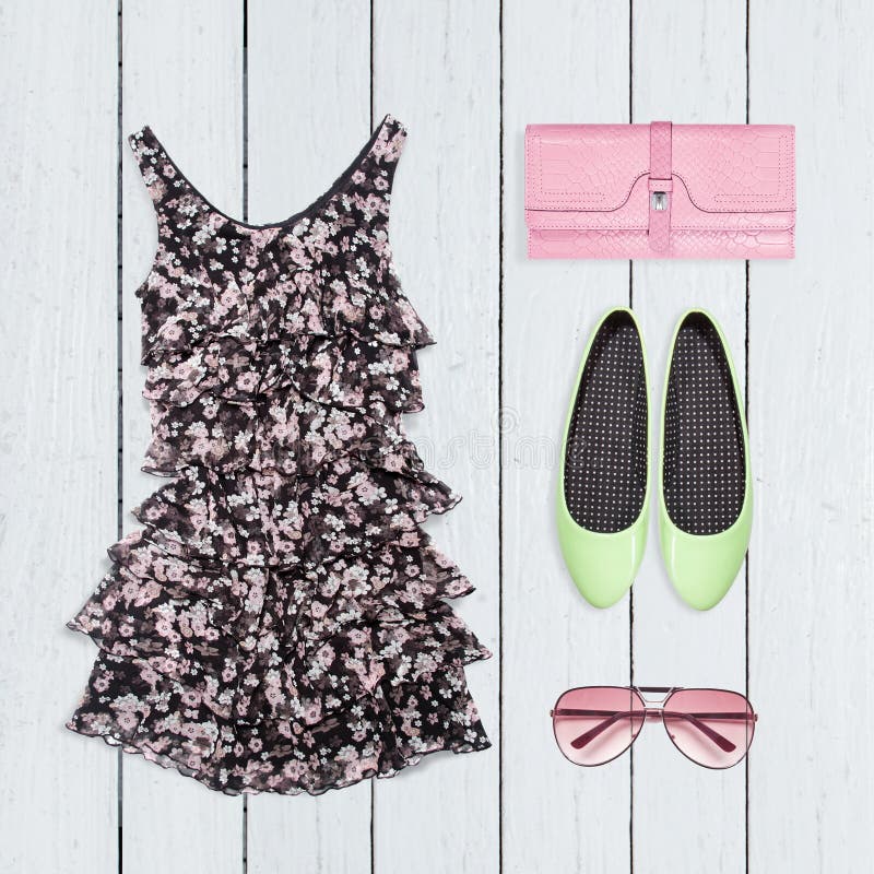 Collage De La Ropa Del Verano En Blanco Foto de archivo - Imagen de ...