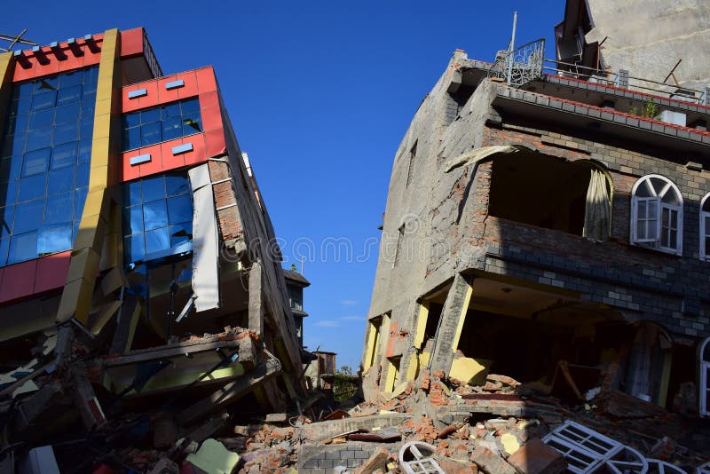 Collapsed Building after Earthquake Disaster Editorial Photo - Image of ...
