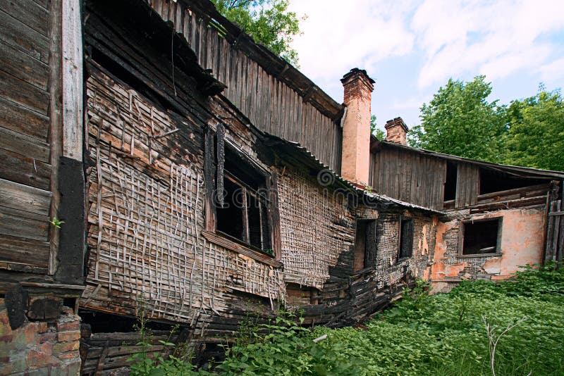 The Collapsed Building Outside Stock Image - Image of broken, burned ...