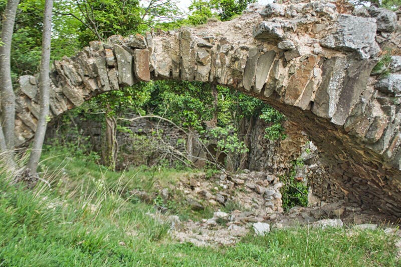 Collapsed Entry To an Castle Ruin Stock Image - Image of material, arch ...