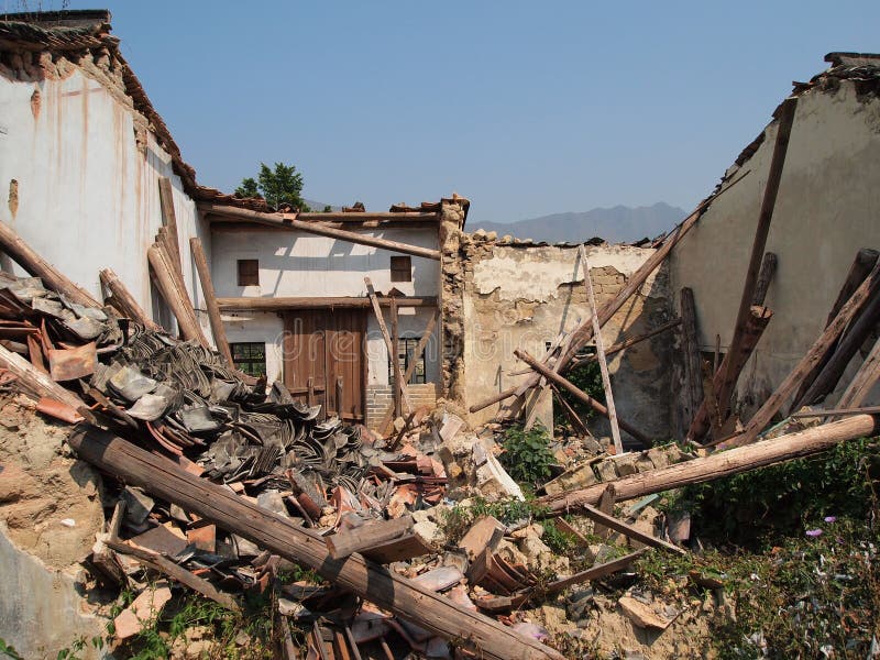 Collapsed house stock photo. Image of kong, earthquake - 35643202