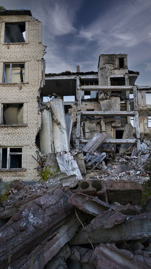 Collapsed Large Building after Disasted Collapsed Exposing Eartquake ...