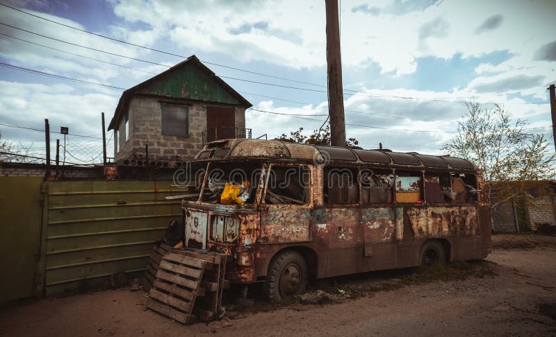 Haunted School Bus 933