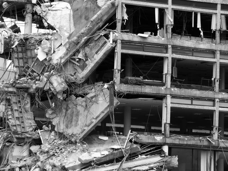 Collapsing Destroyed Large Concrete Building Stock Image - Image of ...