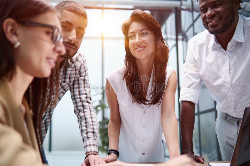 Colleagues Lean on the Conference Table and Discuss Business, App UI ...
