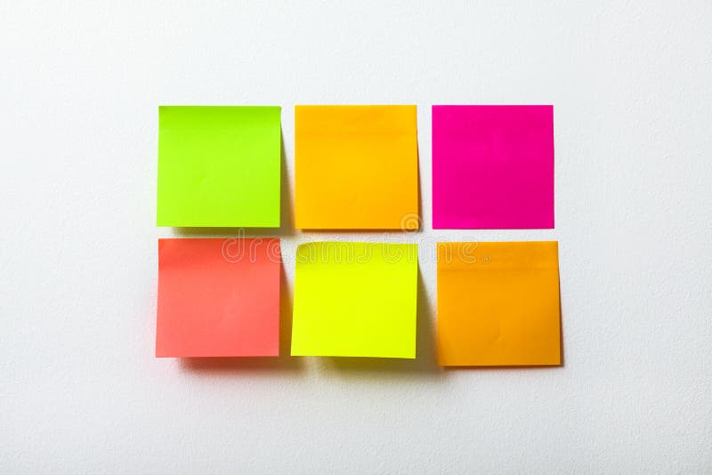 Collection De Note Colorée De Papier De Post-it Sur Le Fond Blanc Image ...