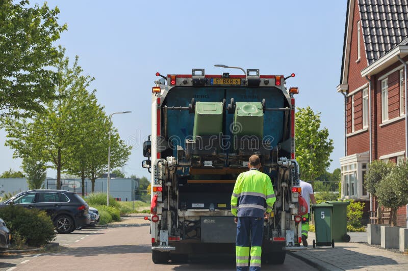 Collection of GFT Waste Containers for the Municipality of Zuidplas by ...