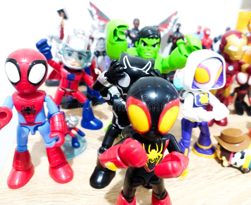 Collection of Marvel Superhero Action Figures on Display Editorial ...