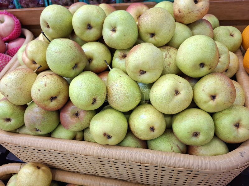 Pears Basket Healthy Fresh Fruit Cartoon Stock Photos - Free & Royalty ...