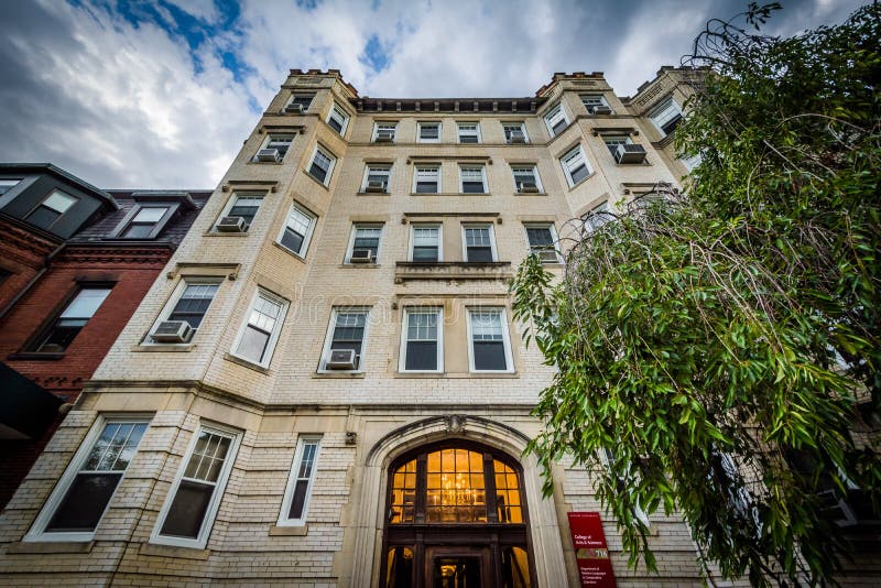 The College of Arts & Sciences Building, at Boston University, I ...