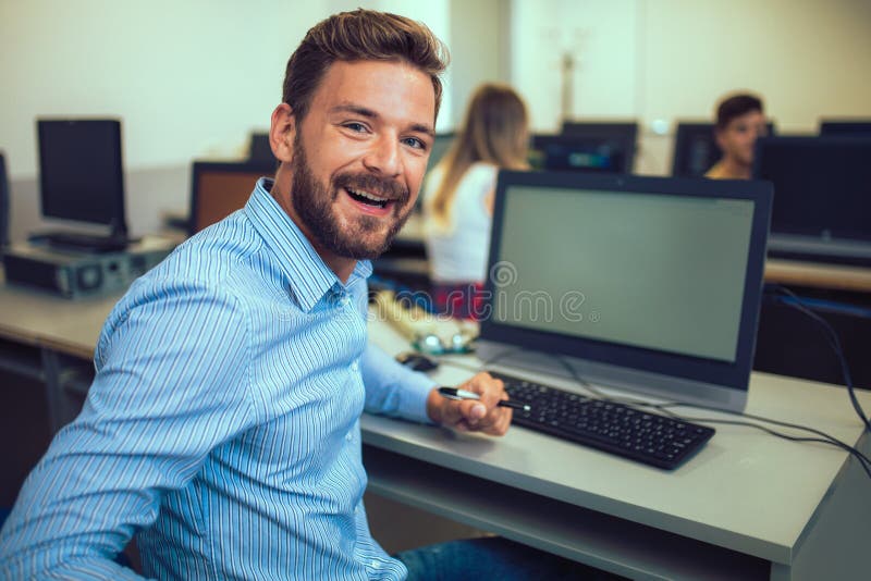 College Students in a Computer Lab Stock Image - Image of desk, college ...