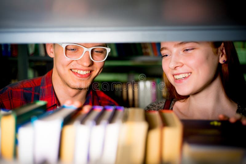 College Students in Library Stock Photo - Image of happy, read: 91385098