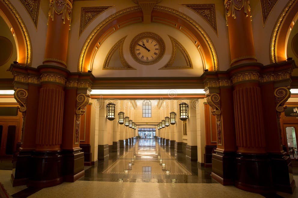 333 Collins St Melbourne stock image. Image of metro - 71674243