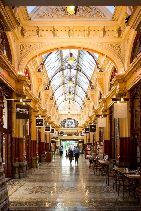 333 Collins St Melbourne editorial stock image. Image of life - 71675709