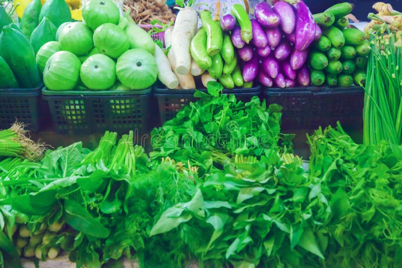 Colmado imagen de archivo. Imagen de cocinero, rojo, mercado - 8211503