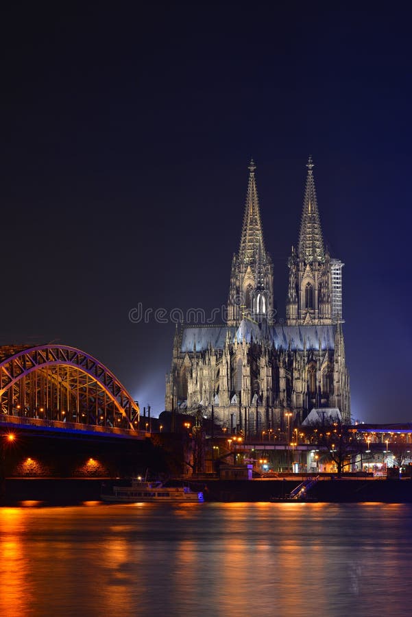 Cologne Cathedral editorial photography. Image of night - 97063357