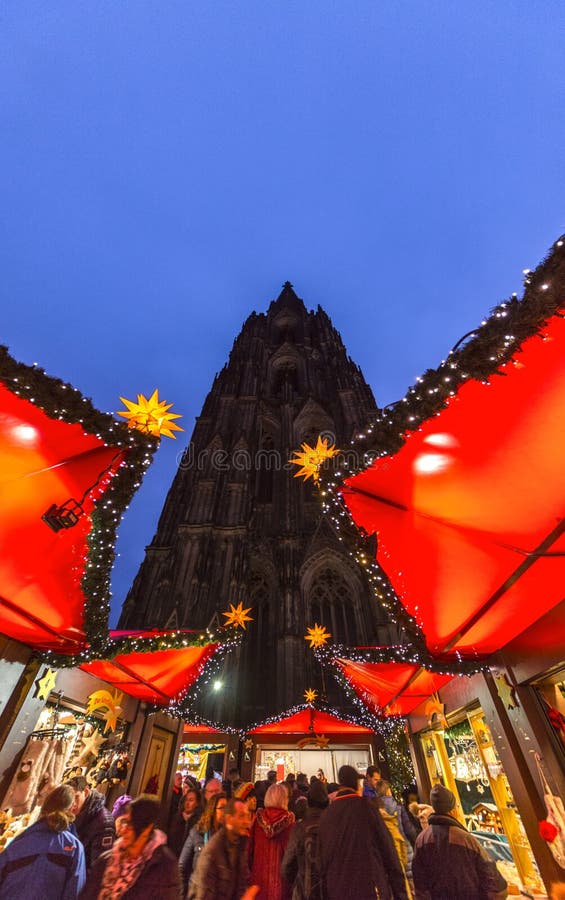 Cologne Christmas tree editorial stock photo. Image of building - 82919113