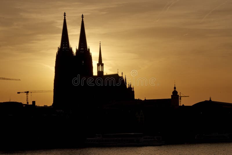 Silhouette of Cologne Cathedral. Cityscape of Cologne during Sunset ...