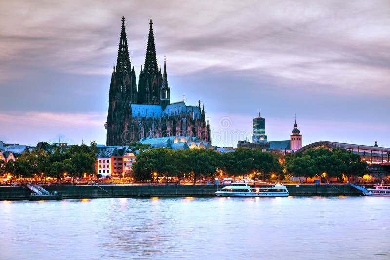 Cologne Overview after Sunset Stock Photo - Image of river, dusk: 109318144