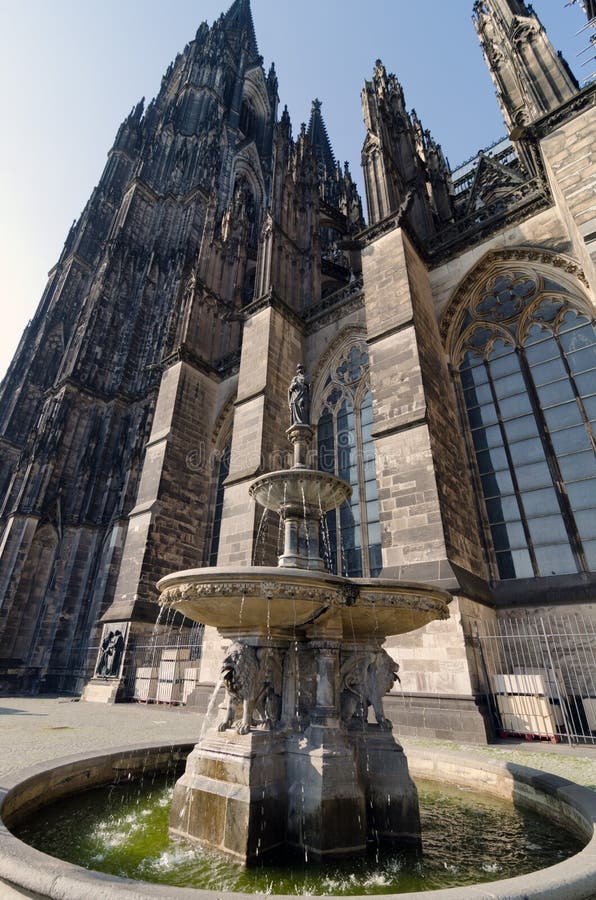 Fountain At Cologne Cathedral Stock Photo - Image of famous ...