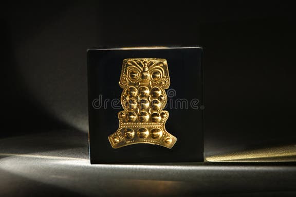 2,021 Aztec Statue Stock Photos - Free & Royalty-Free Stock Photos from ...