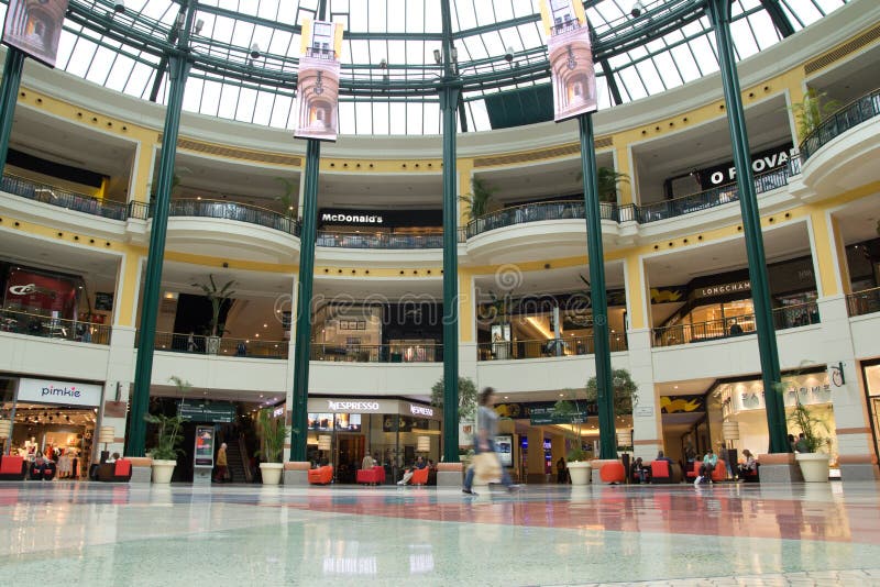 Centre Commercial Colombo image éditorial. Image du détail - 41214535
